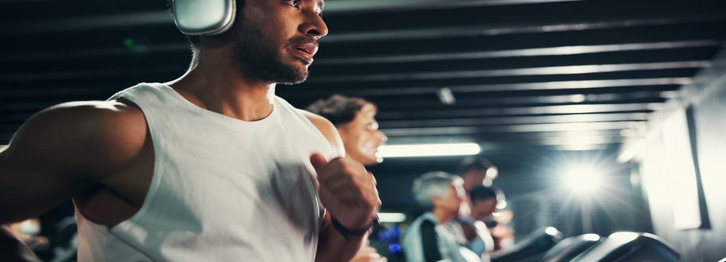 How to Use Bluetooth Headphones at Any Hotel Gym